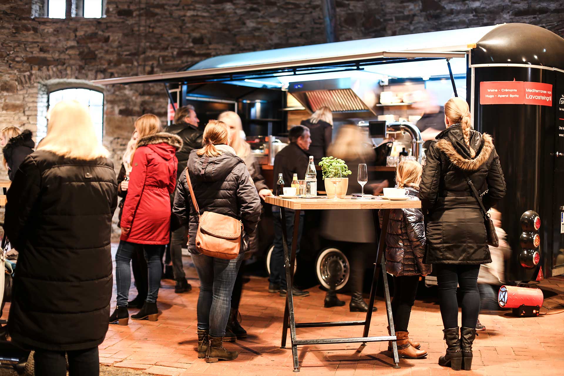 FOODTRUCK mieten in DORTMUND ⇒von EVENT Safari – Foodtruck mieten in ...